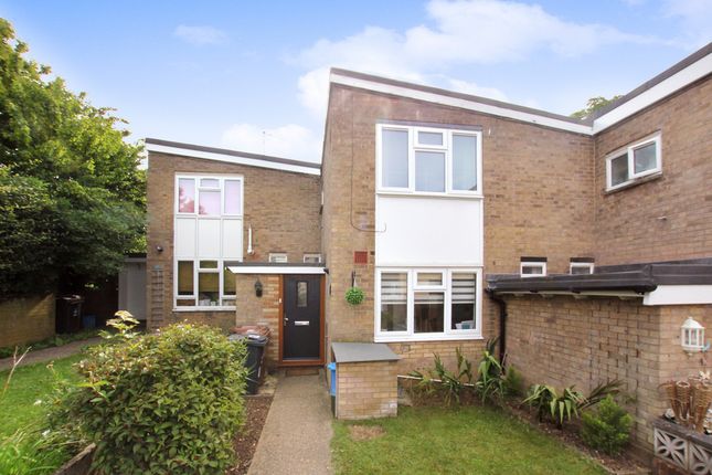 Make an offer for 82 Spring Drive, Stevenage, SG2 8BA | Terraced house ...