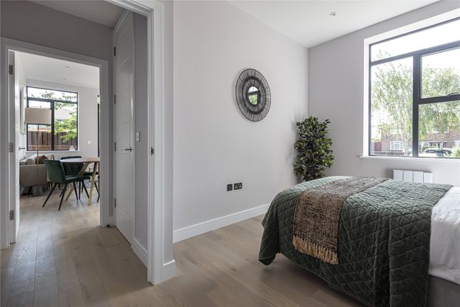 Albert Drive, Woking GU21, 1 bedroom flat for sale - 62201456 ...