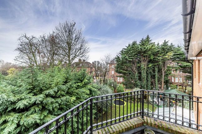 Netherhall Gardens, London NW3, 4 bedroom flat to rent - 70027960 ...
