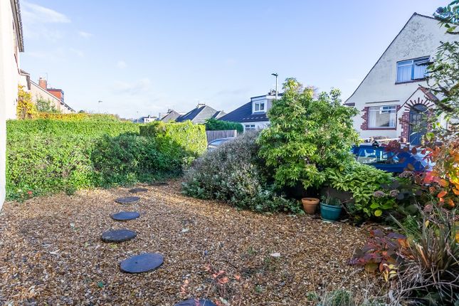 Roull Road, Corstorphine, Edinburgh EH12, 2 bedroom flat for sale ...