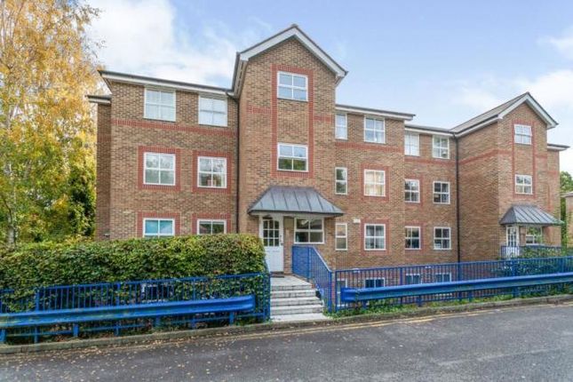 River Bank Close, Maidstone ME15, 2 bedroom flat for sale - 62134946 ...