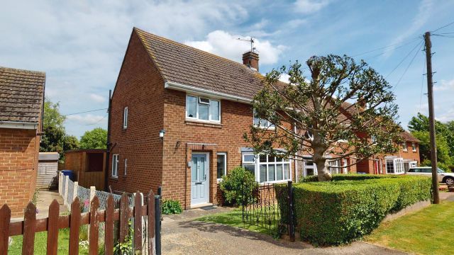 Hillside Road, Nether Heyford, Northampton NN7, 3 bedroom semi-detached ...