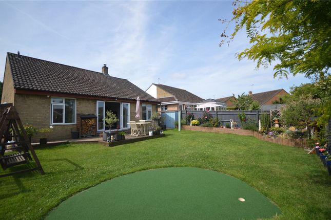 Kendal, Toothill, Swindon, Wiltshire SN5, 3 bedroom bungalow for sale ...
