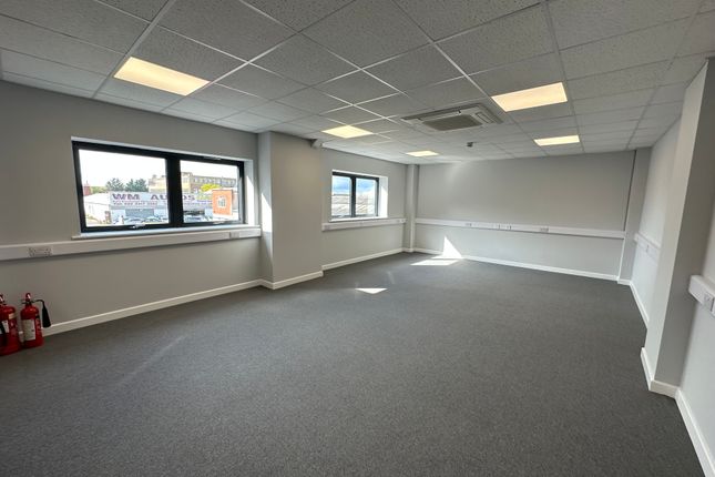 Central Avenue, West Molesey KT8, light industrial to let - 68628940 ...