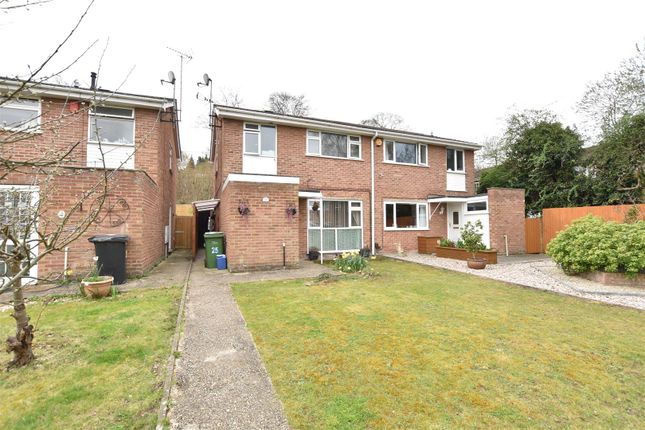 Homes For Sale In Hazel Road Purley On Thames Reading Rg8 Buy