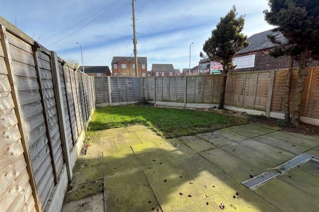 Markham Close, Hyde SK14, 2 bedroom semi-detached house for sale ...