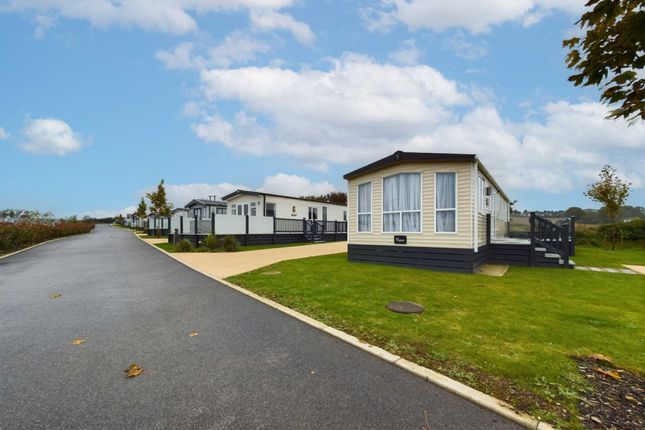 Tregoad Holiday Park, St Martin PL13, 2 bedroom mobile/park home for ...