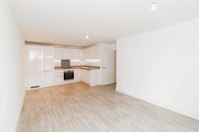 Meridian Way, Southampton SO14, 2 bedroom flat for sale - 67536499 ...