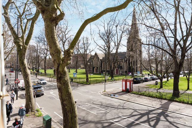 A703, Chiswick Green, London W4, 2 bedroom flat for sale - 66166331 ...