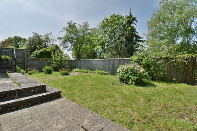 Pear Tree Lane, Newbury RG14, 2 bedroom end terrace house for sale ...