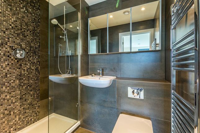 Lockington Road, Battersea, London SW84Be SW8, 2 bedroom flat for sale ...