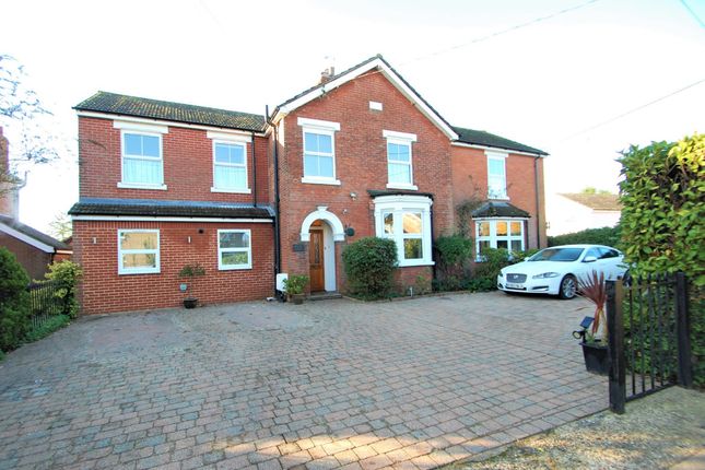 Homes for Sale in Walnut Tree Way, Tiptree, Colchester CO5 - Buy ...