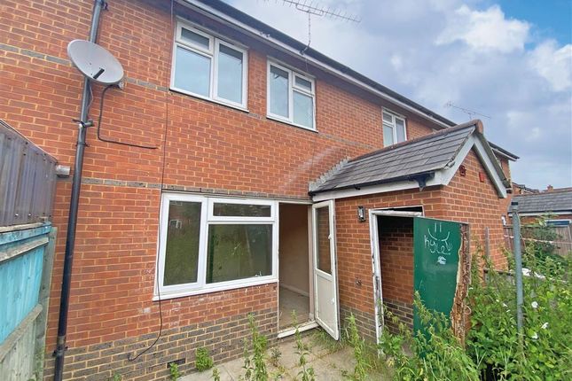 Ian Mikardo Way, Caversham, Reading RG4, 2 bedroom terraced house for ...