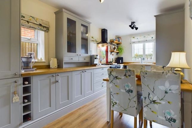 Medway View, Three Elm Lane, Golden Green, Tonbridge TN11, 3 bedroom ...