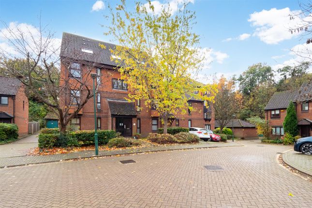 Studio for sale in Turnpike Lane, Sutton SM1 - 68457381 - Zoopla