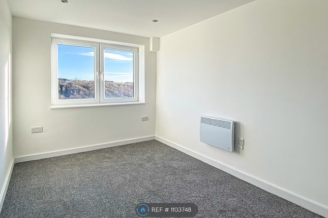 Mixenden Road, Halifax HX2, 2 bedroom flat to rent - 58549249 ...