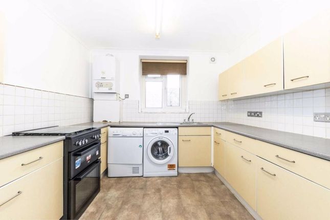 Stockwell Gardens Estate, Stockwell, London SW9, 3 bedroom flat to rent ...