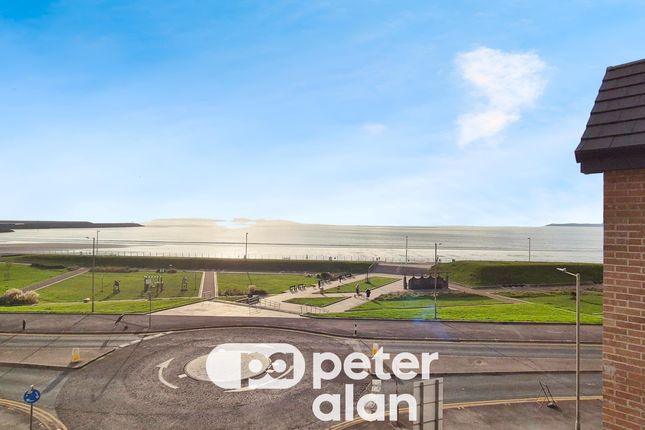 Porth Y Gwyddel, Sandfields, Port Talbot SA12, 2 bedroom flat to rent ...