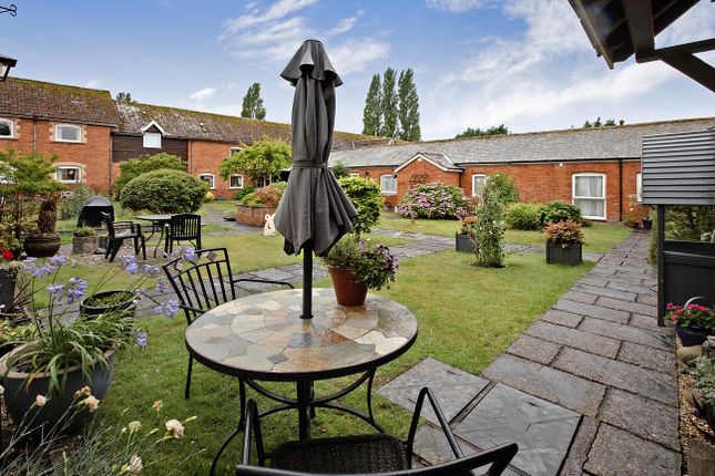 Mamhead Road, Kenton EX6, 3 bedroom barn conversion for sale - 67907414 ...
