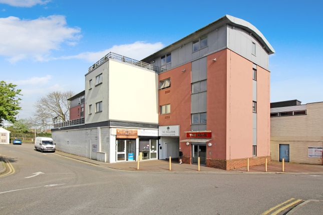 1 bed flat for sale in Market Avenue, Wickford SS12 - Zoopla