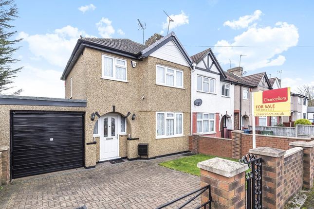 Homes for Sale in Courtenay Avenue, Harrow HA3 - Buy Property in ...
