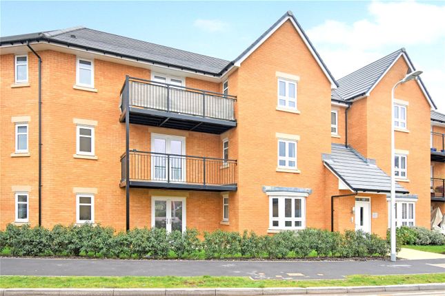 Home Straight, Newbury, Berkshire RG14, 2 bedroom flat to rent ...