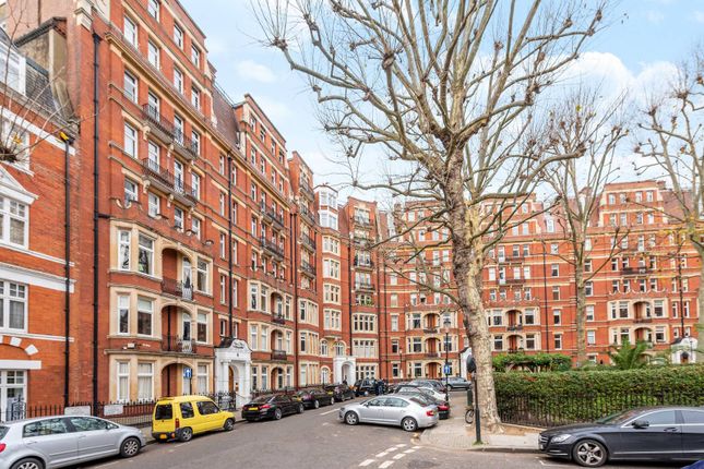 Iverna Court, Kensington, London W8, 4 bedroom flat to rent - 57173476 ...