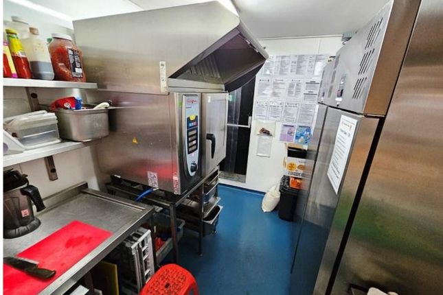 High Road, Ilford IG3, restaurant/cafe for sale - 70325219 | PrimeLocation