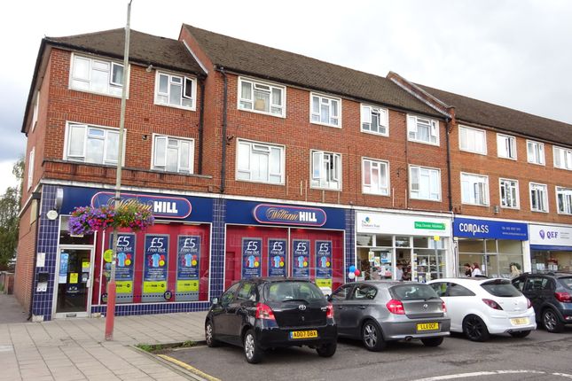 North Parade, Chessington KT9, retail premises for sale - 55975721 ...