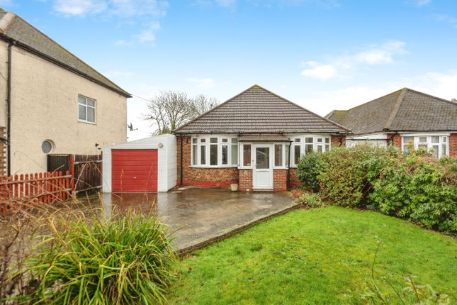 Worcester Park bungalows for sale | Buy houses in Worcester Park | PrimeLocation