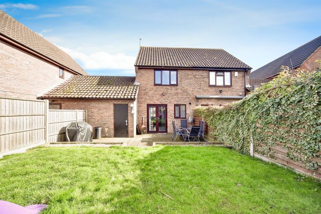 Scholey Close, Halling, Rochester ME2, 2 bedroom semi-detached house ...