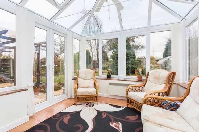 2 bed detached bungalow for sale in Beech Tree Road, Holmer Green, High ...