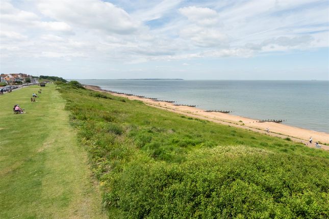 Marine Parade, Tankerton, Whitstable CT5, 2 bedroom flat for sale ...