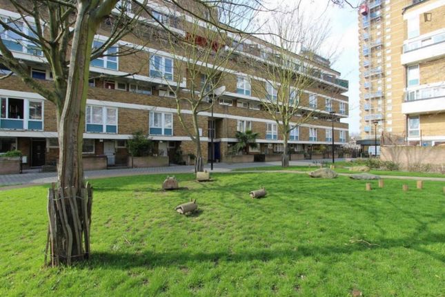 Royal Victor Place, Old Ford Road, London E3, room to rent - 68415235 ...