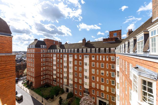 Cranmer Court, Whiteheads Grove, Chelsea, London SW3, 2 bedroom flat ...