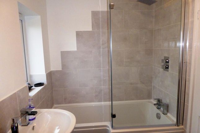 Bishop Alcock Road, Hull HU5, 2 bedroom terraced house to rent ...