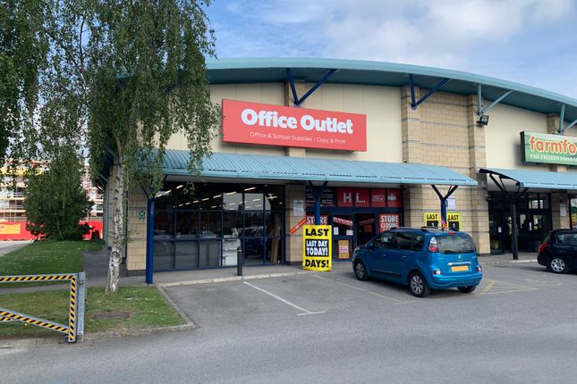 Tritton Road, Lincoln LN6, retail premises to let - 51519511 ...