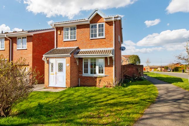 Hartland Avenue Sothall S20 3 Bedroom Detached House To Rent