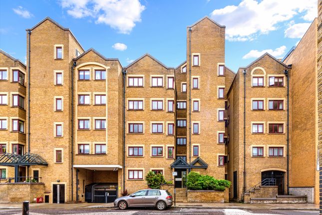 Towerside, 142 Wapping High Street, London E1W, studio to rent ...