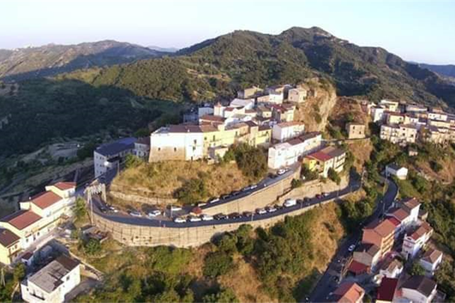 San Morello, Cosenza, Calabria, Italy, 3 bedroom apartment for sale ...