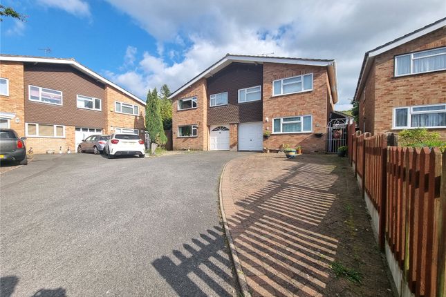 Lambs Close, Dunstable, Bedfordshire LU5, 3 bedroom semi-detached house ...
