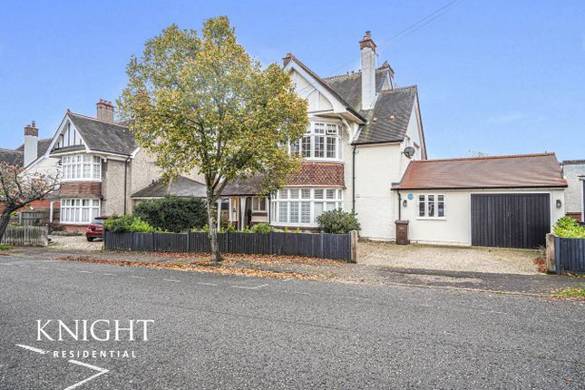 Homes for Sale in Lexden Road, Colchester CO3 - Buy Property in Lexden ...