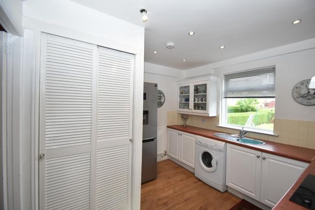 2 Bed Semi Detached House For Sale In Friars Croft Kirkintilloch
