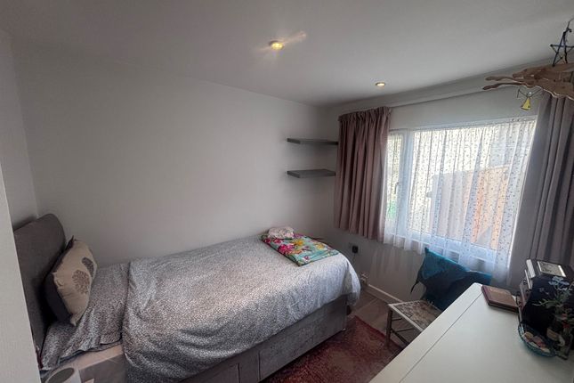 Seaholme Road, Mablethorpe LN12, 2 bedroom bungalow for sale - 70050343 ...
