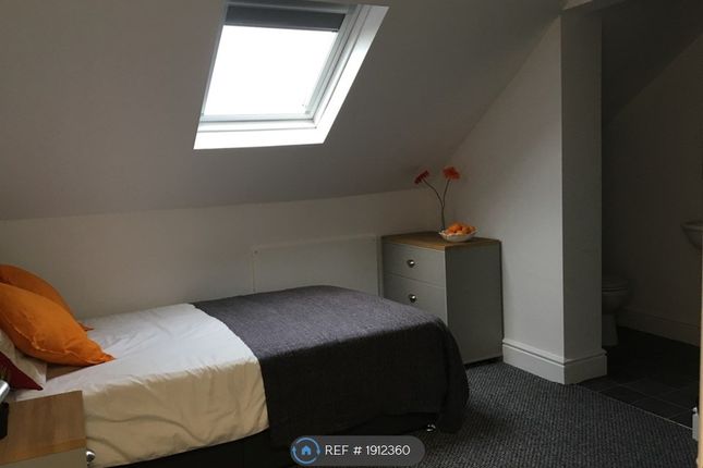 Pentre House, Pentre, Deeside CH5, room to rent - 66161123 | PrimeLocation