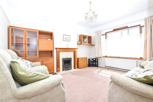 Hythe Avenue Bexleyheath Da7 3 Bedroom Semi Detached House For Sale