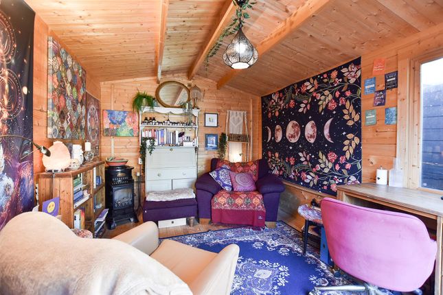 Castle Street, Wouldham, Rochester ME1, 2 bedroom terraced house for ...