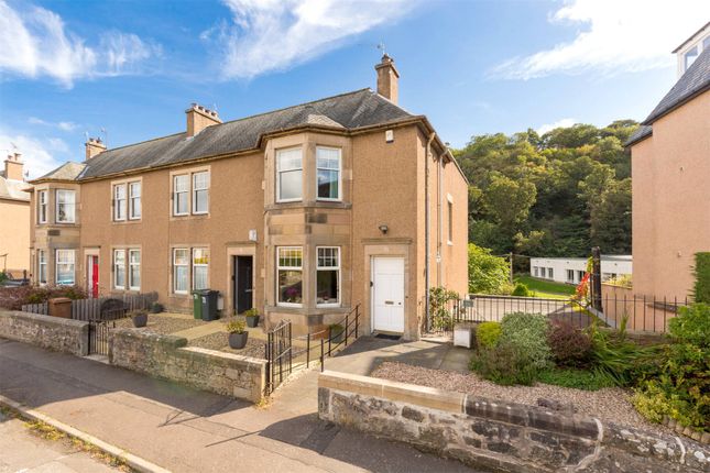 Lockharton Avenue, Craiglockhart, Edinburgh EH14, 3 bedroom flat for ...
