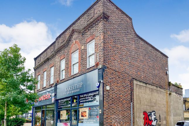 Cheam Common Road, Worcester Park KT4, 6 bedroom mobile/park home for ...