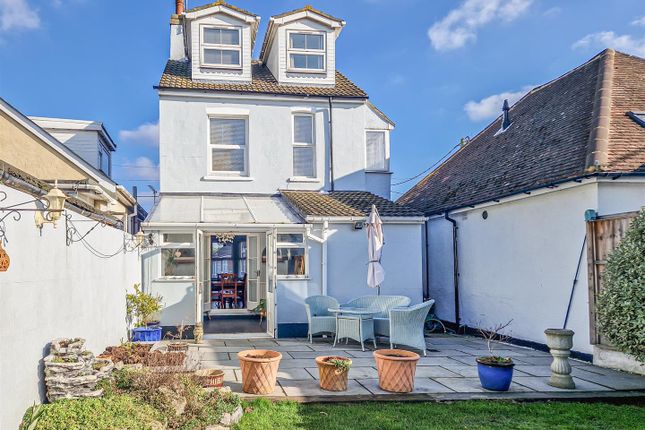 Church Road, Hadleigh, Benfleet SS7, 4 bedroom property for sale ...